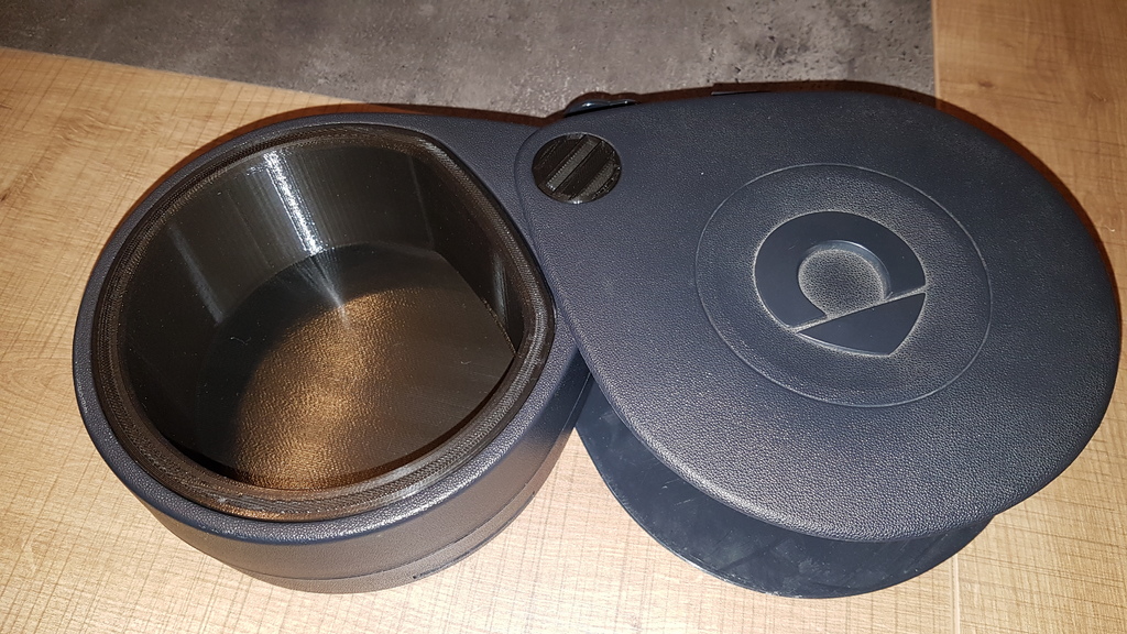 Free 3D file Smart Fortwo 450 & Smart Fortwo 451 Ashtray/Storage Box 📦 ...